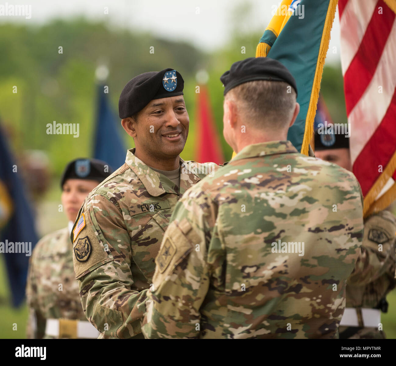 Maj. Gen. takes command of U.S. Army Human Resources Command at the Lt ...
