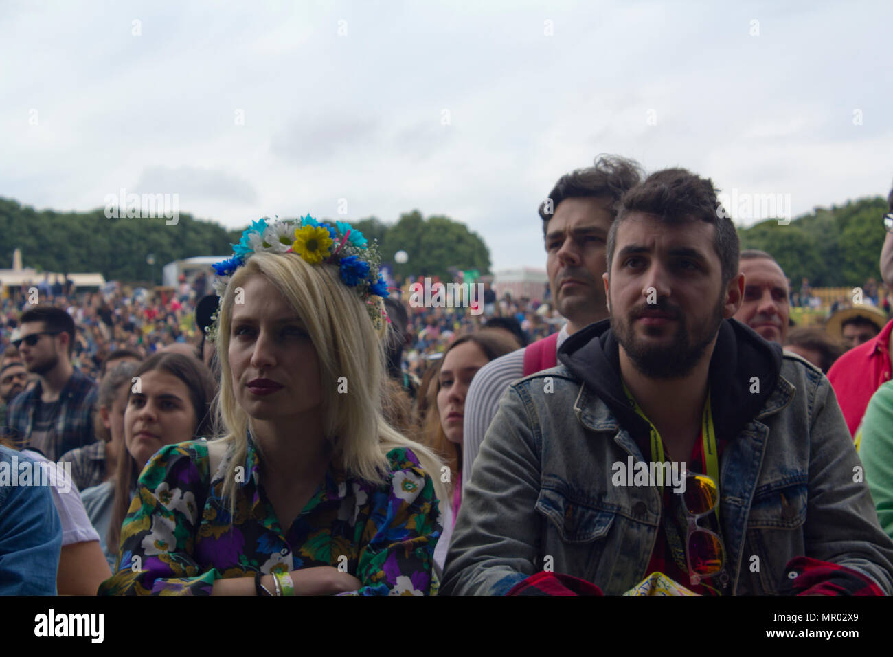 Crowd at a concert hi-res stock photography and images - Alamy