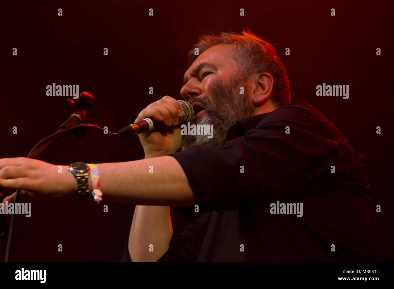 Arab strap hi-res stock photography and images - Alamy