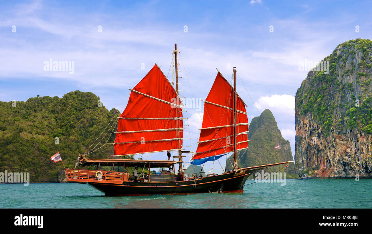 Junk rig hi-res stock photography and images - Alamy