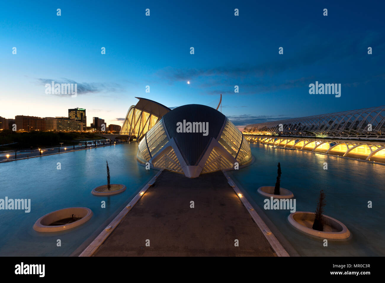 Museum of Science Prince Felipe before sunrise in Valencia, Spain Stock ...