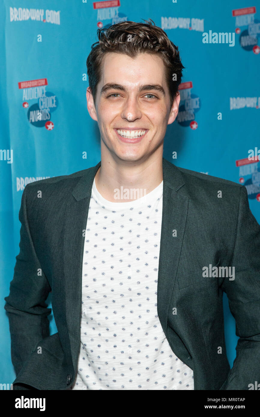 New York, USA - May 24, 2018: Cheech Manohar attends Broadway.com ...