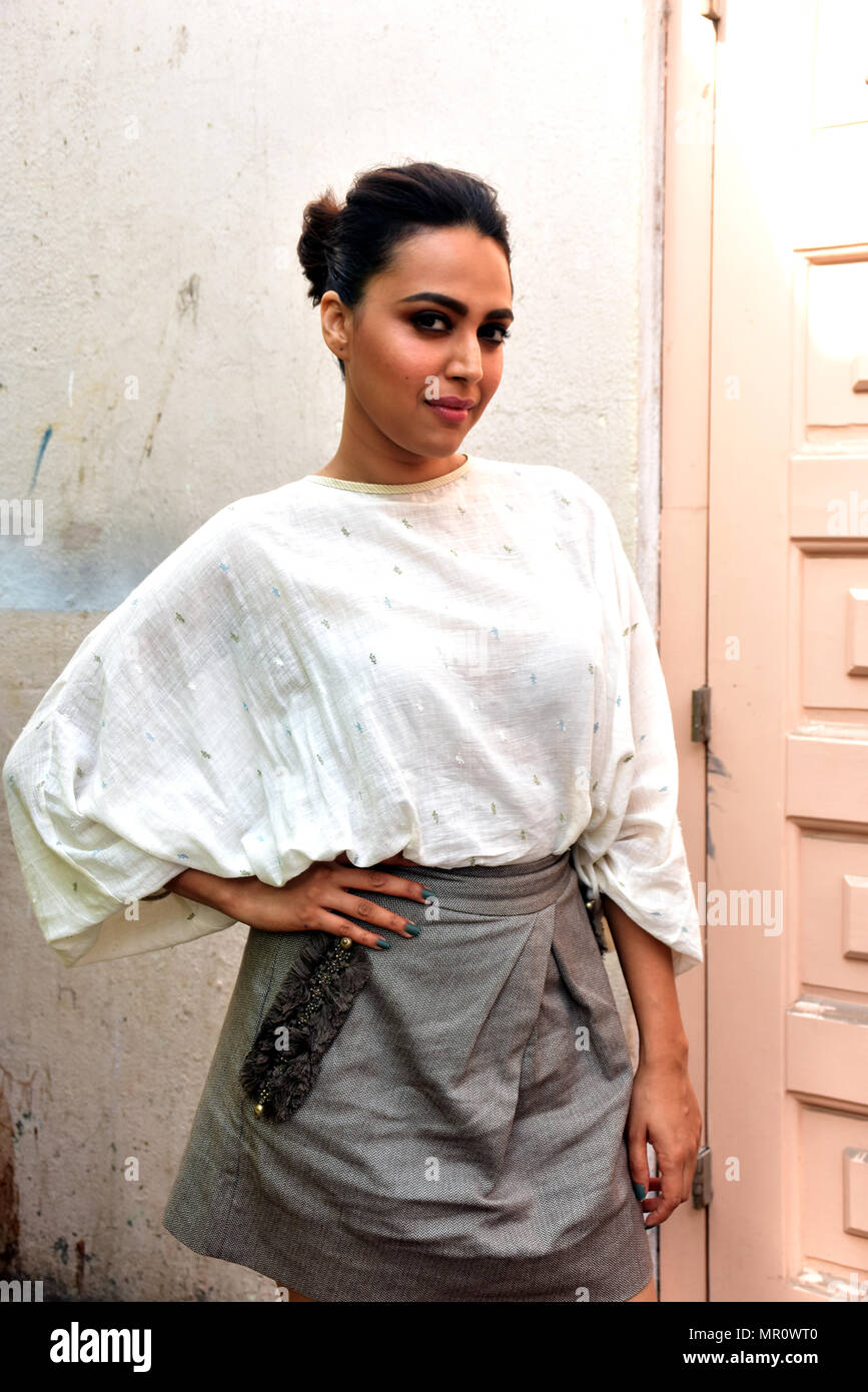 Actress swara bhaskar hi-res stock photography and images - Alamy