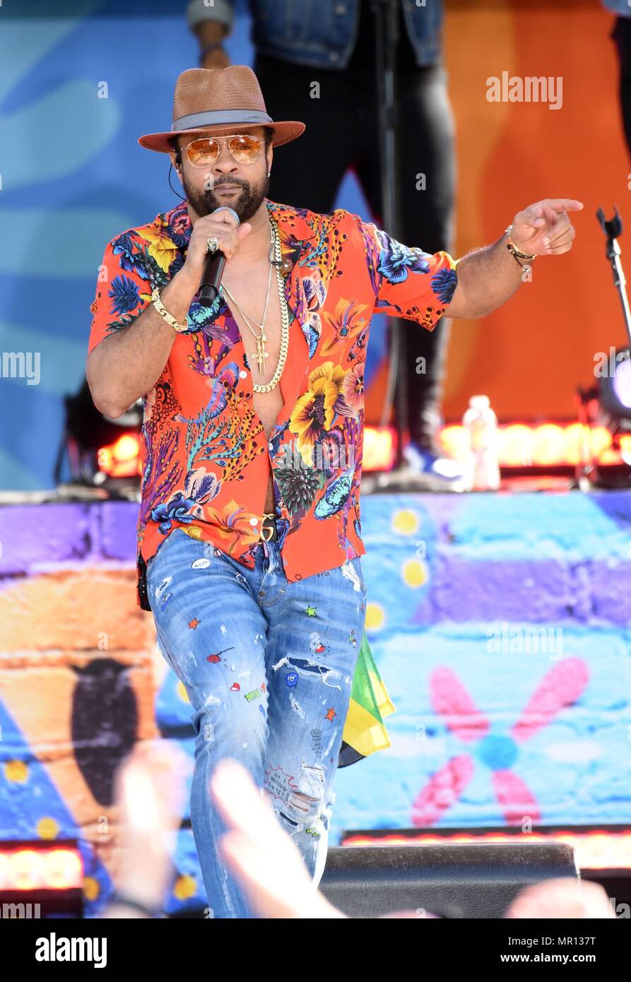 New York, NY, USA. 25th May, 2018. Shaggy on stage for Good Morning ...