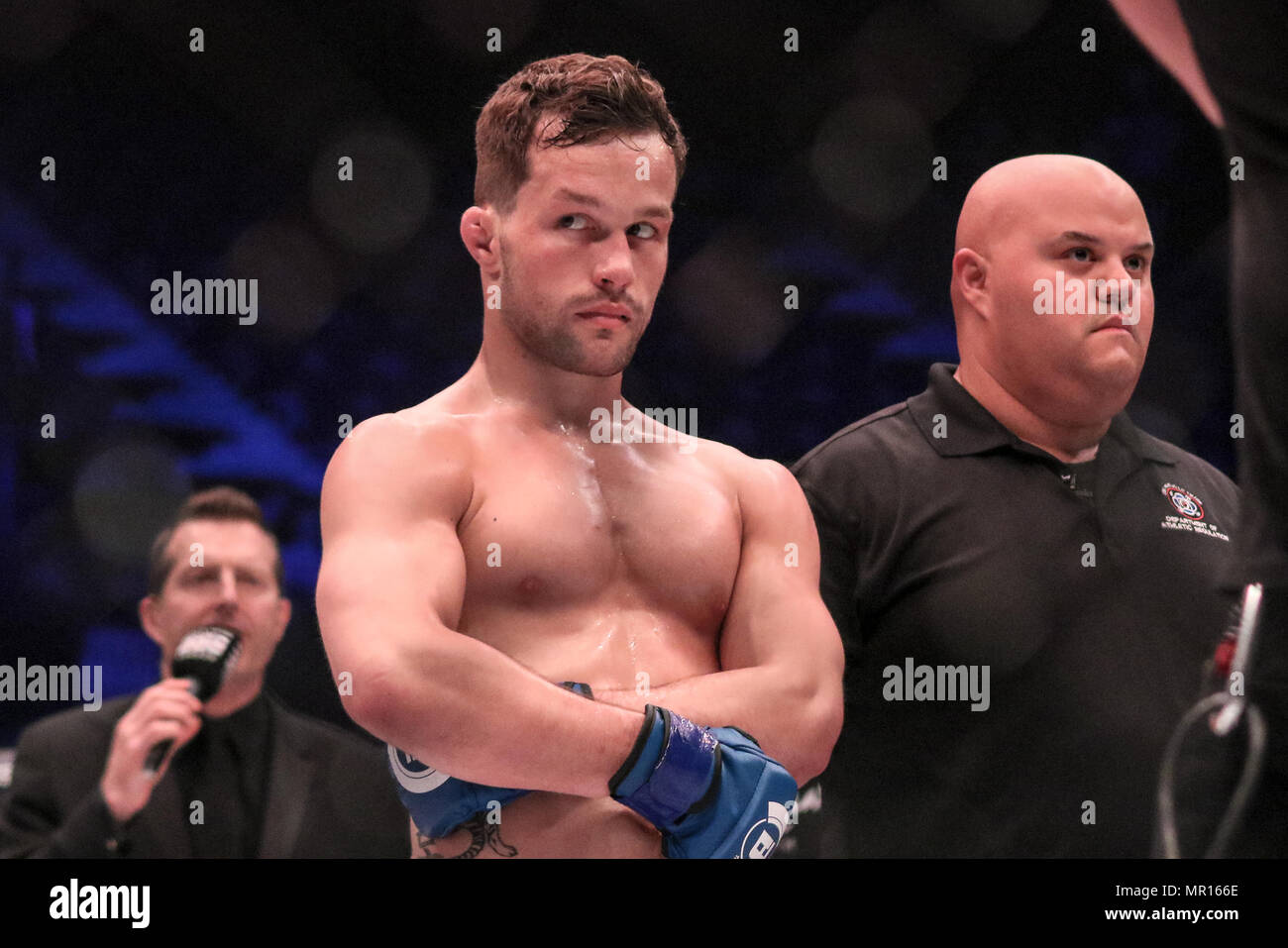 Combat looses hi-res stock photography and images - Alamy