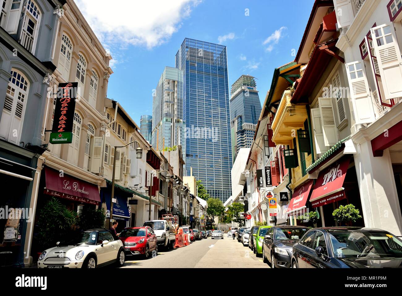 Singapore - May 17th 2018: Cityscape of Club Street, a entertainment ...