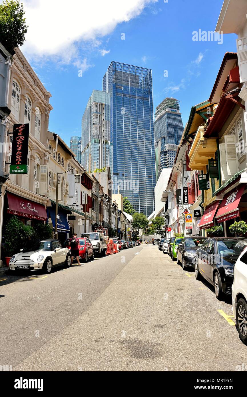 Singapore - May 17th 2018: Cityscape of Club Street, a entertainment ...