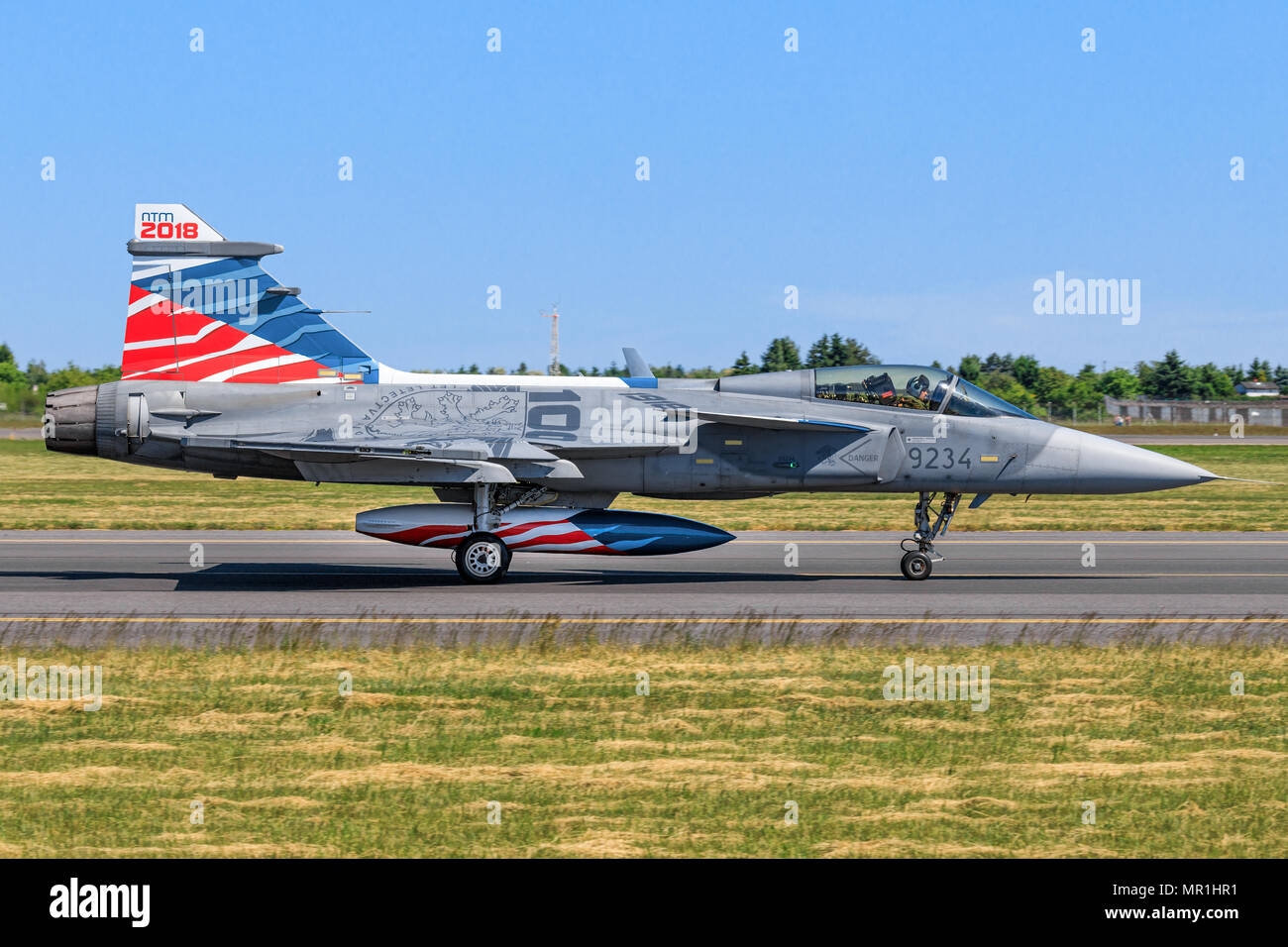 9234 saab jas 39c gripen czech republic air hi-res stock photography ...