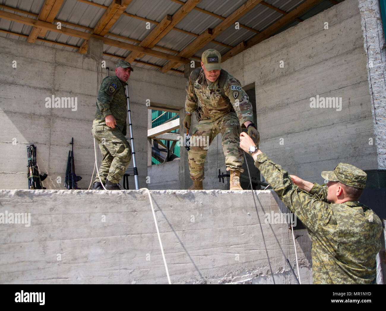 U.S. Army Staff Sgt. Brian Miller, Multinational Battle Group-East ...