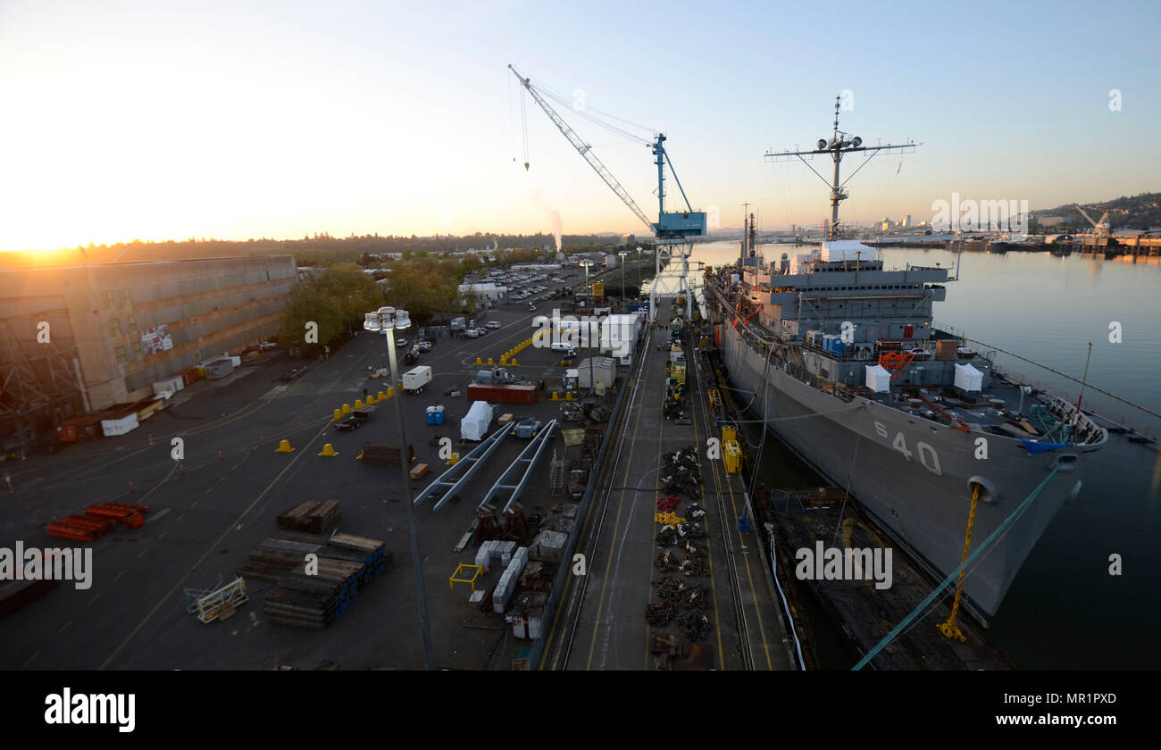 PORTLAND, Ore. (April 29, 2017) - The submarine tender USS Frank Cable ...