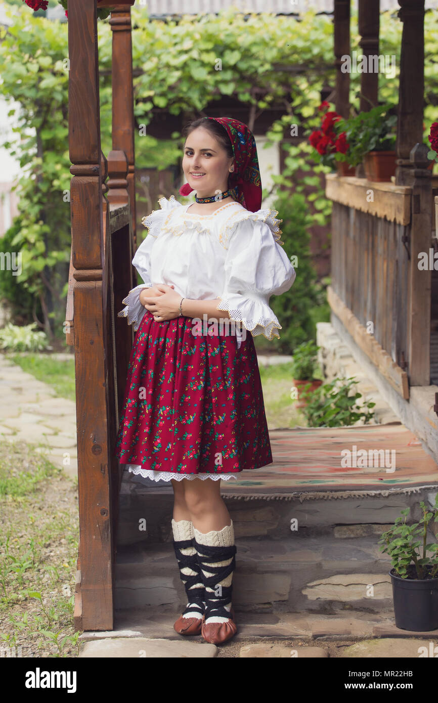 Traditional Romani Clothing Women