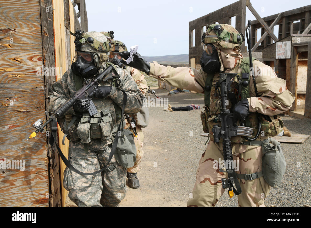 U.S. Army 1st Lt. Thomas Suddes (right), 756th Ordnance Company (EOD ...