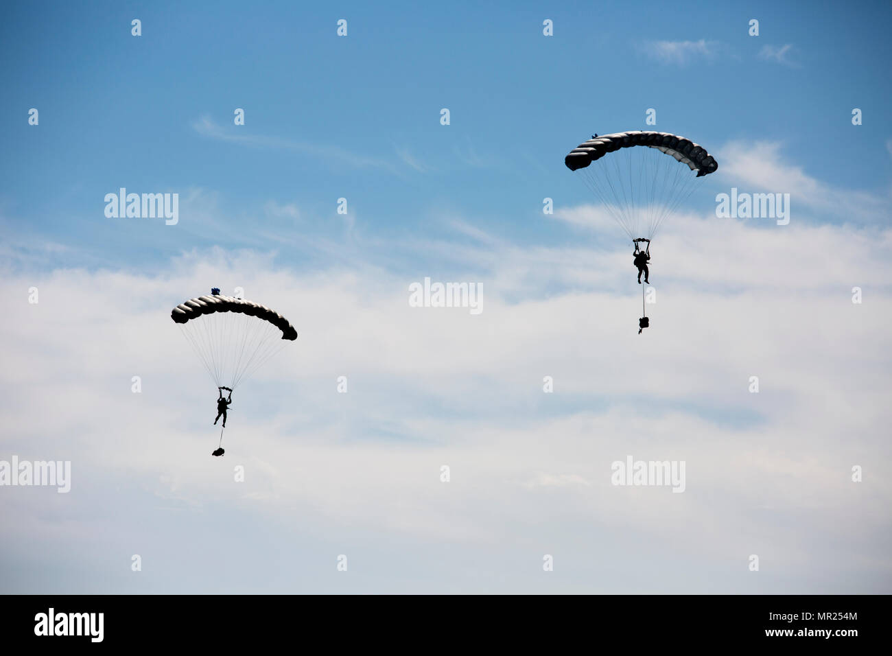 Marines parachute to the ground at Marine Corps Auxiliary Landing Field ...