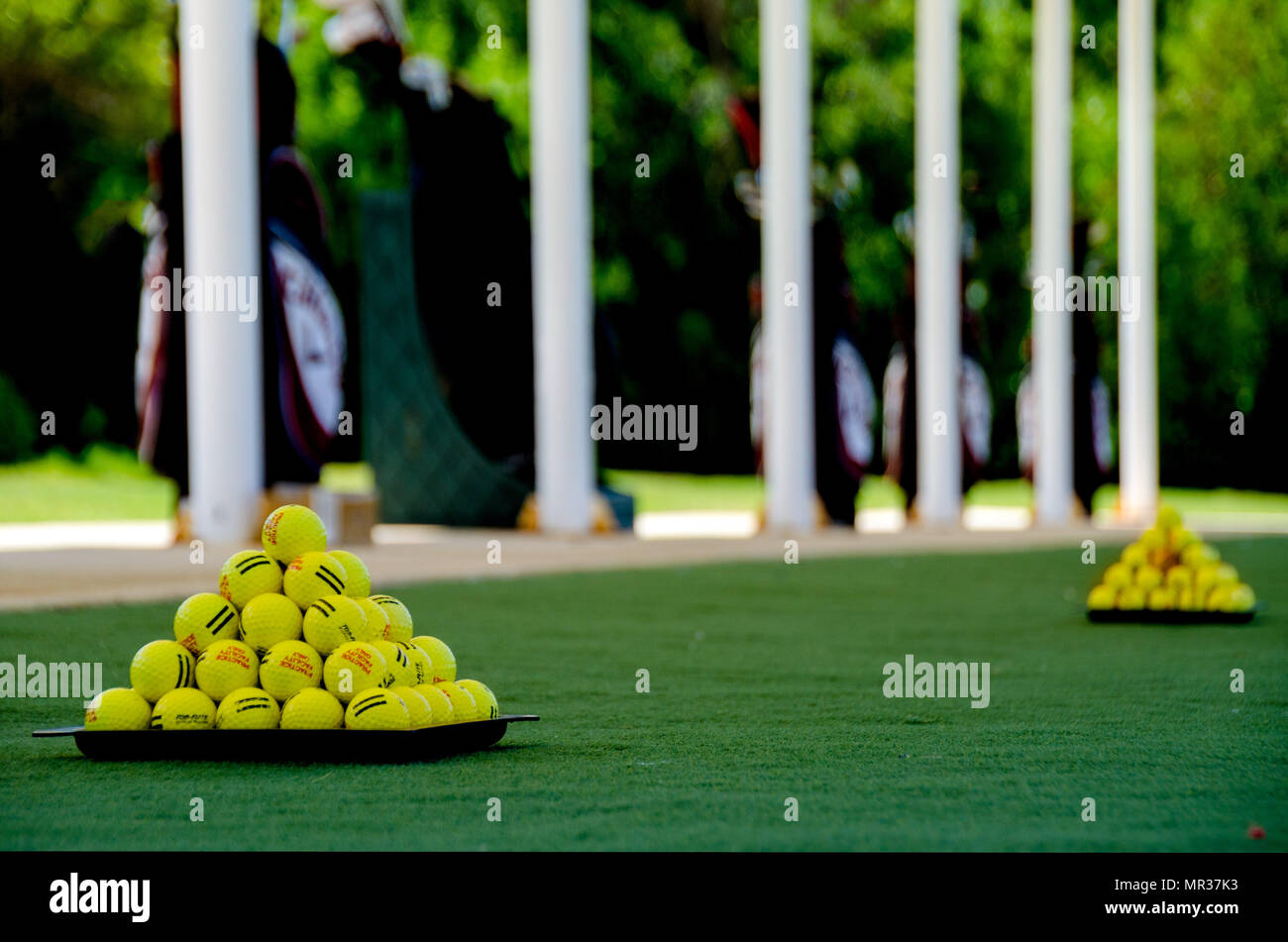 Golf ball bucket driving range hi-res stock photography and images - Alamy