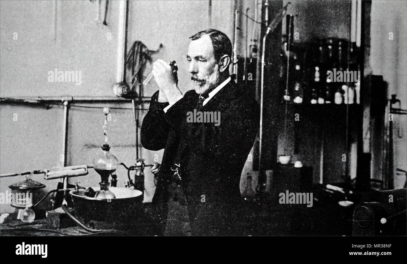 William ramsay chemist hi-res stock photography and images - Alamy