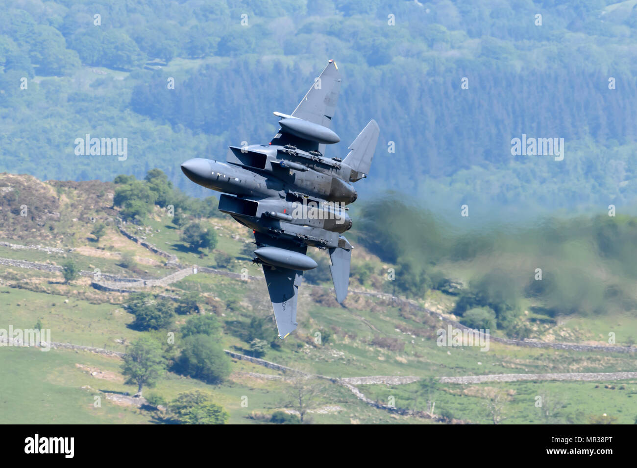 USAF F-15E Strike Eagle flying through the Mack Loop Stock Photo - Alamy