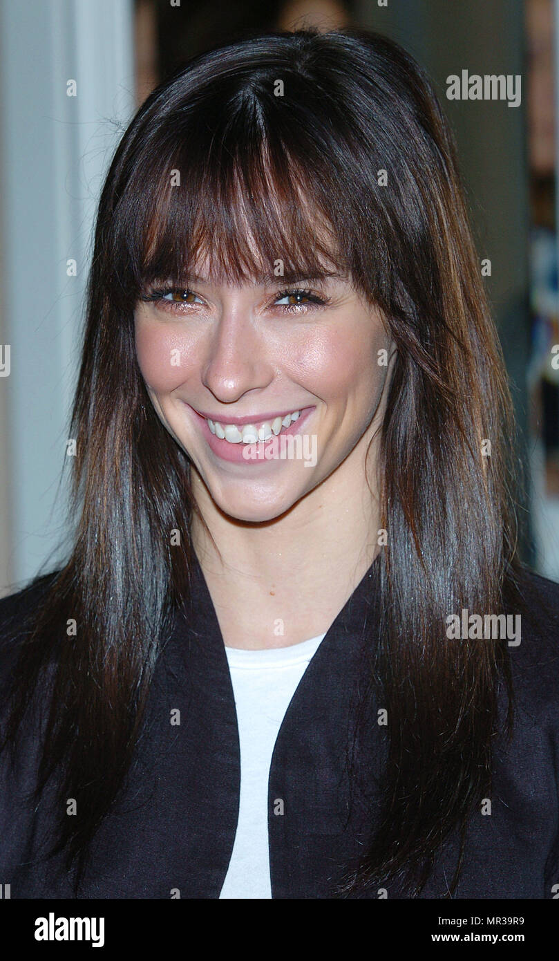 Jennifer Love Hewitt Straight Hair