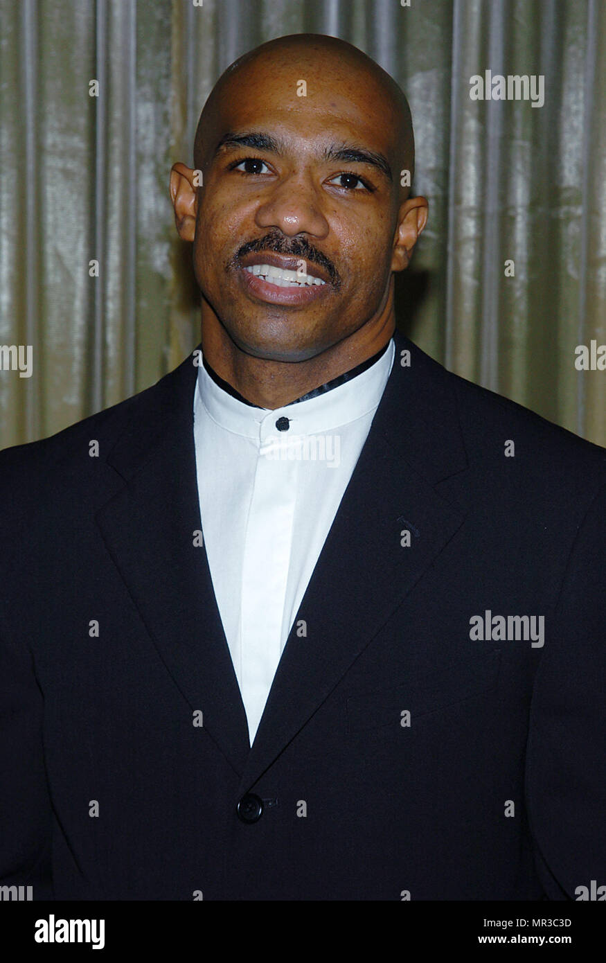 Michael Beach arriving at the Shane's Inspiration 3th Annual Gala ...