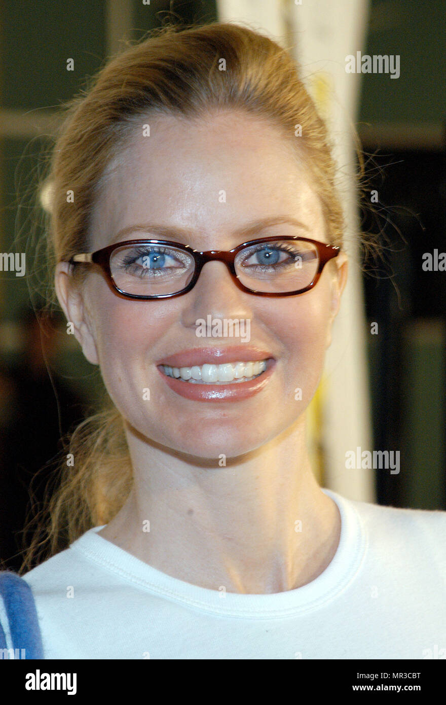 Kristen Bauer -Hidden Hills - arriving at the Hollywood Film Festival's ...