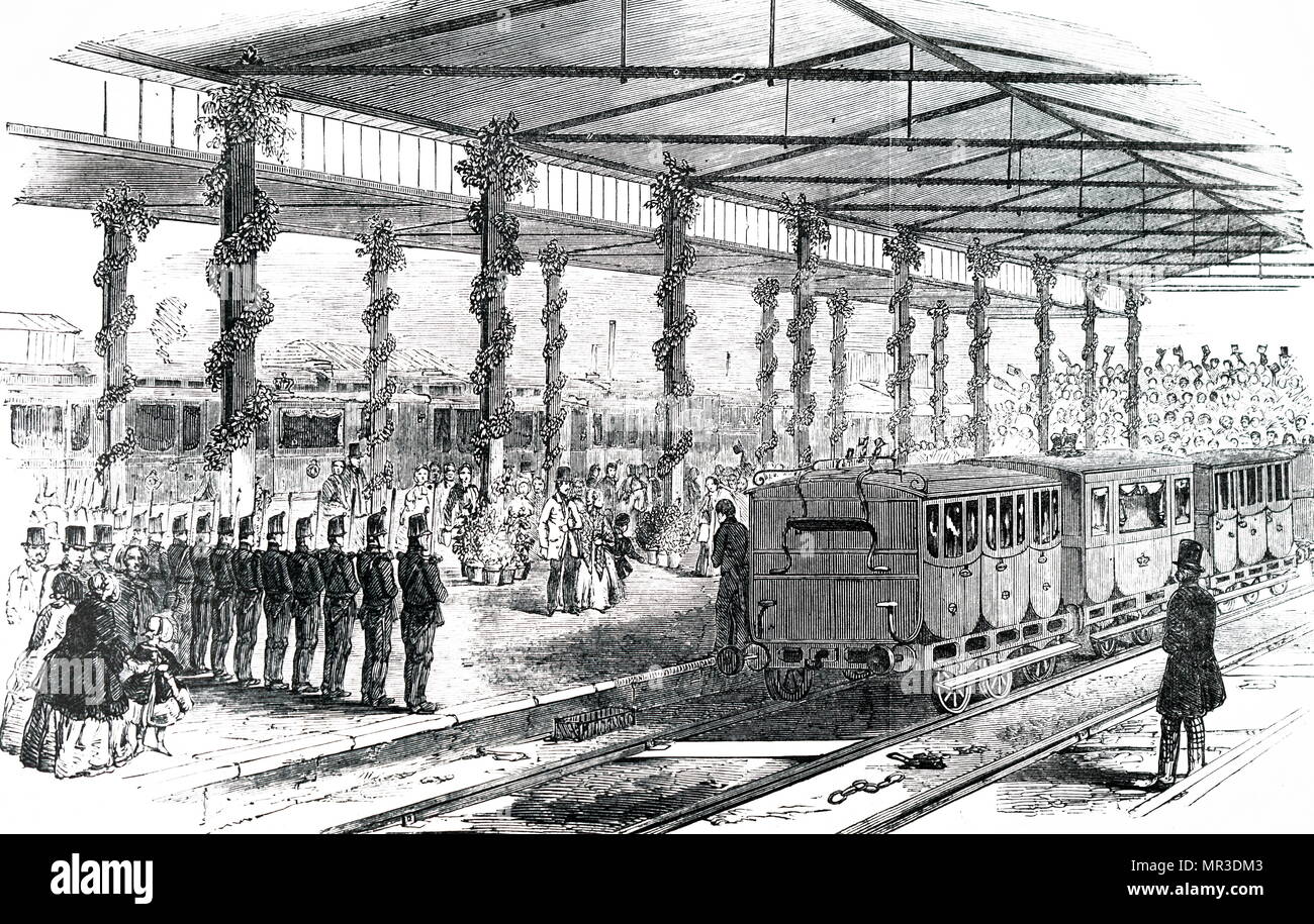 Gloucester train station hi-res stock photography and images - Alamy