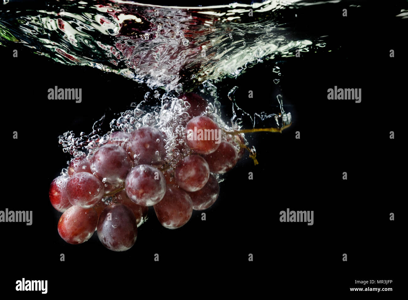 Splash grapes hi-res stock photography and images - Alamy