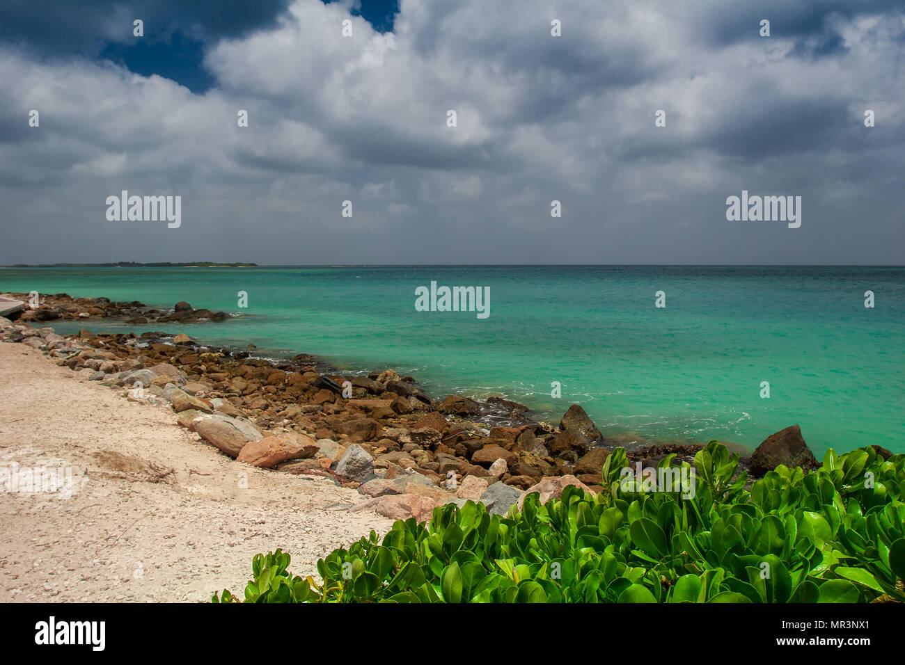 Aruba location hi-res stock photography and images - Alamy