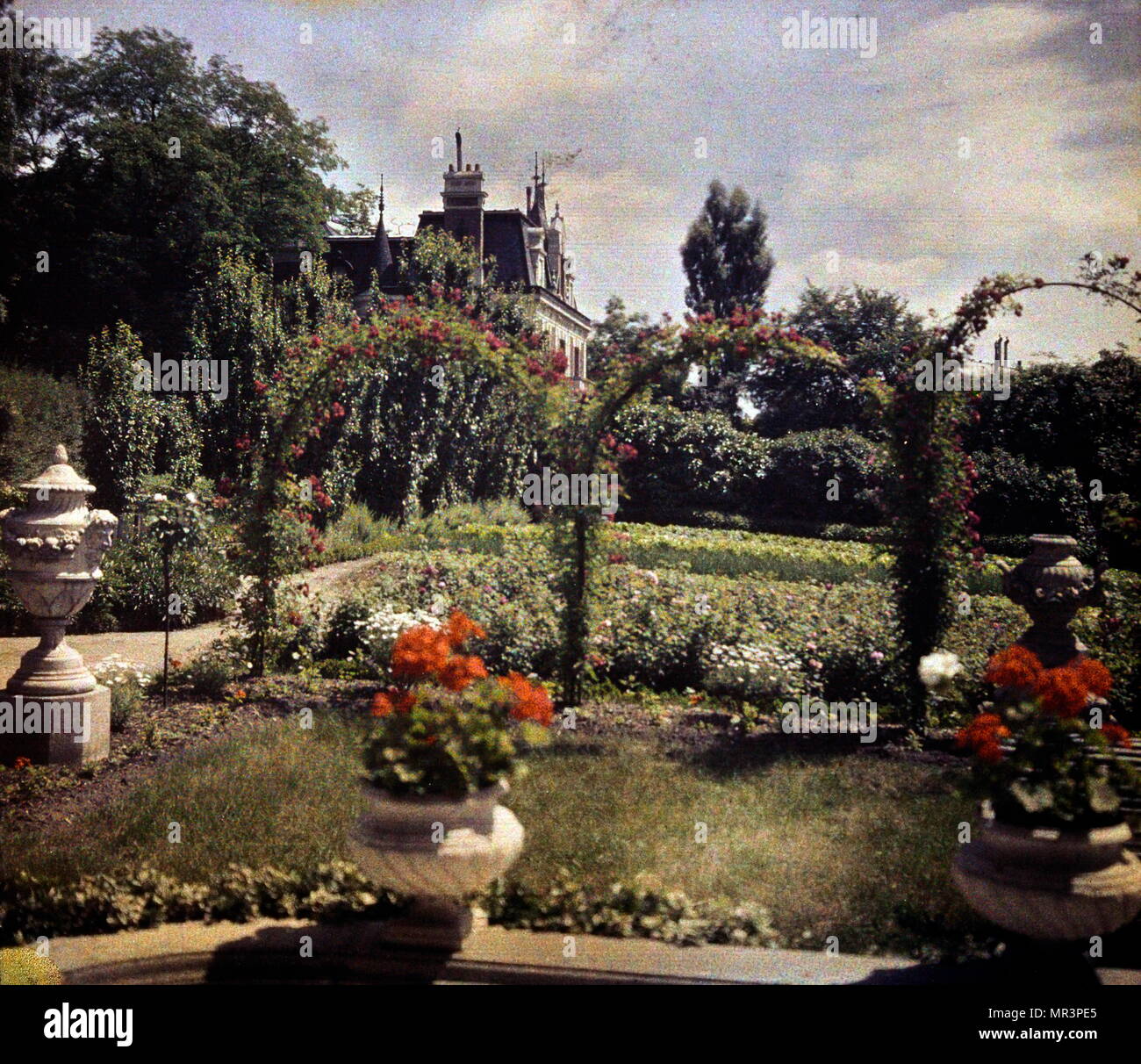 Autochrome hi-res stock photography and images - Alamy