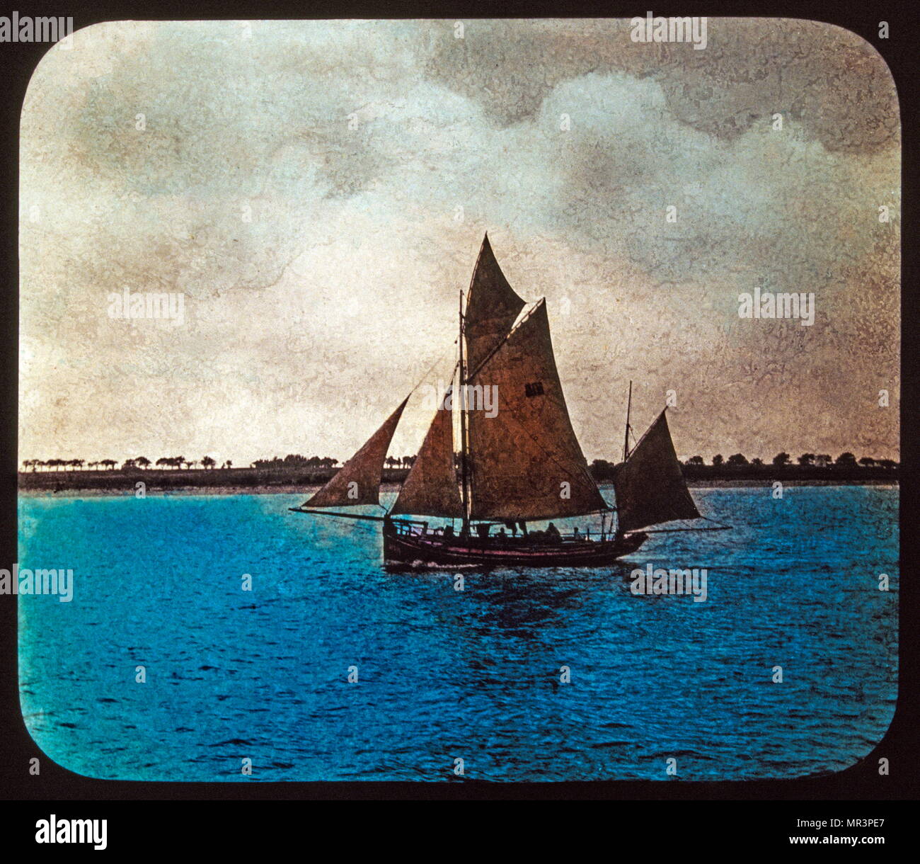 Indian river boat circa hi-res stock photography and images - Alamy