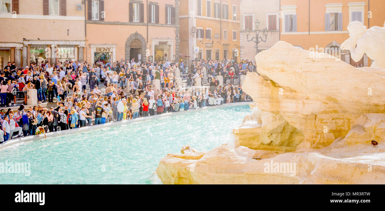 Rome, Italy, march 2017: A crowd of tourists near the famous Fountain ...