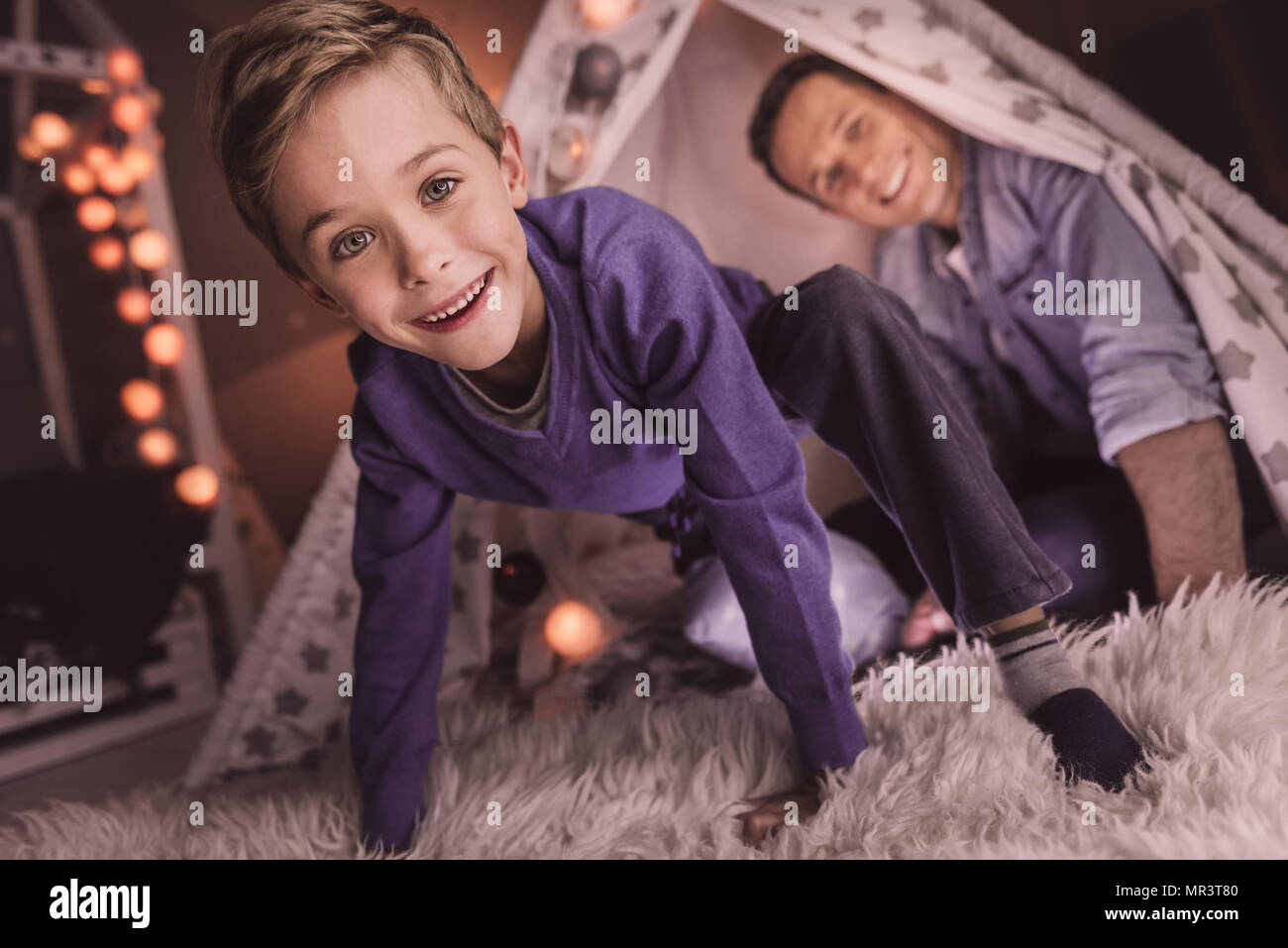 Positive parent preteen son hi-res stock photography and images - Alamy
