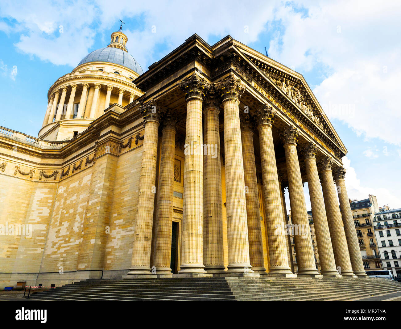 Pantheon paris exterior hi-res stock photography and images - Alamy
