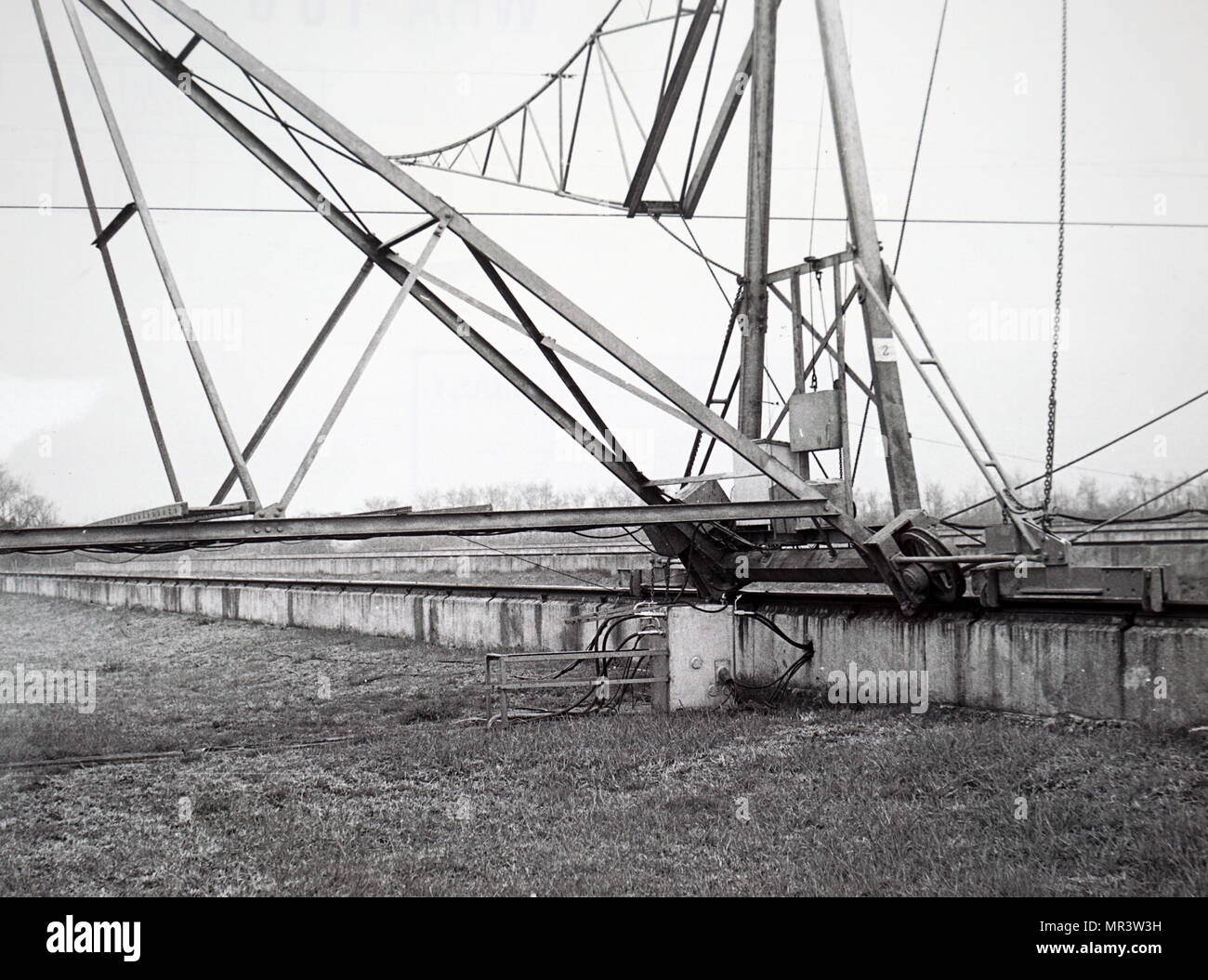 Photograph of an aperture synthesis, a type of interferometry that ...