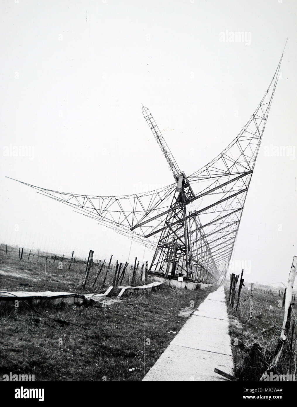Photograph of an aperture synthesis, a type of interferometry that ...