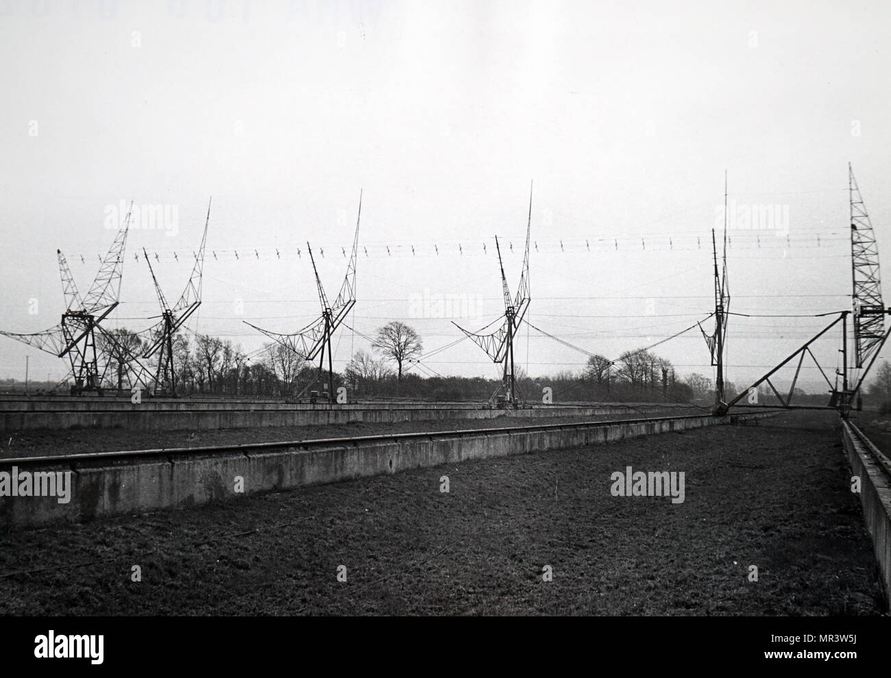 Photograph of an aperture synthesis, a type of interferometry that ...