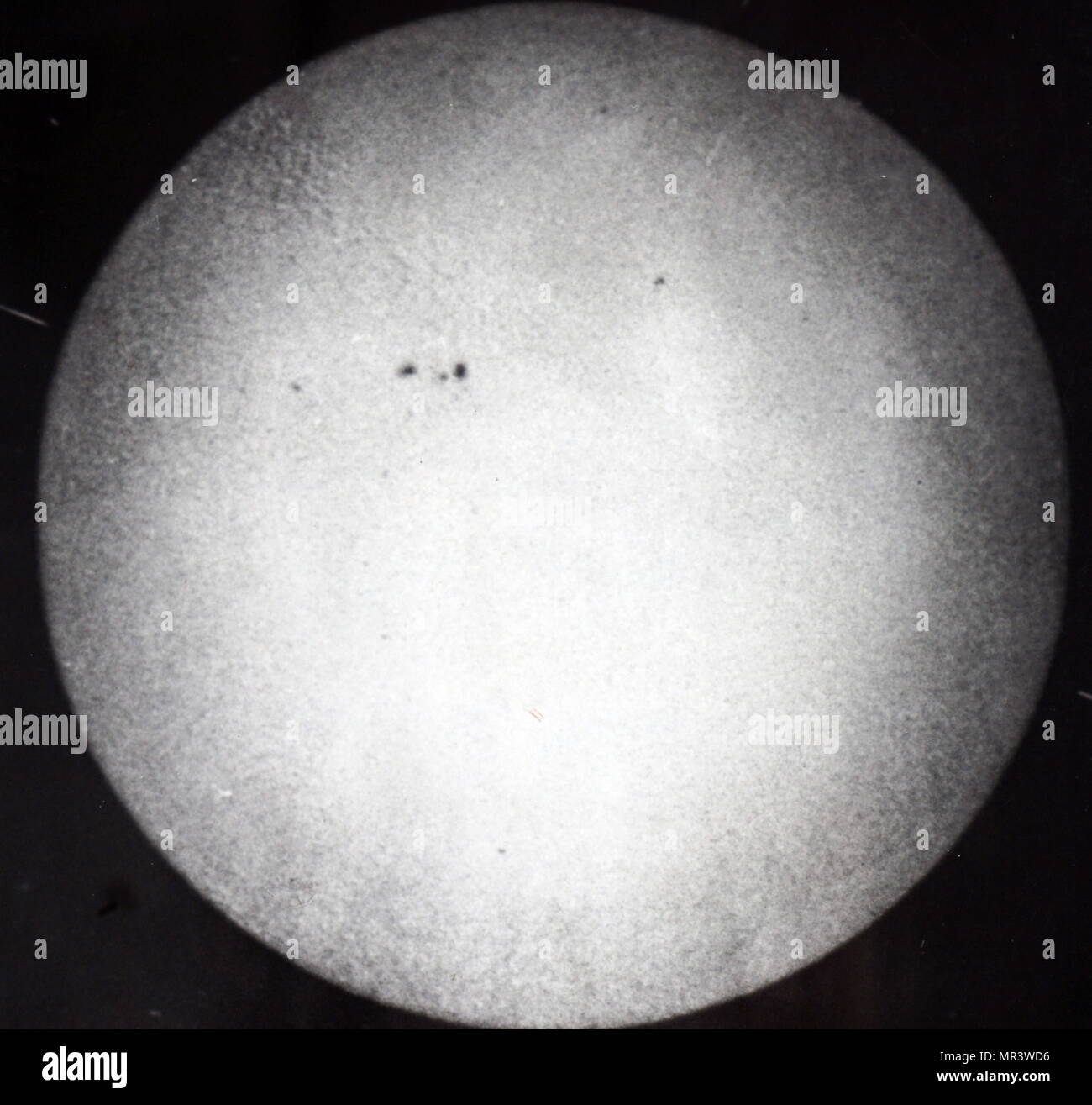 Photograph of in ordinary light, taken at the Royal Greenwich ...