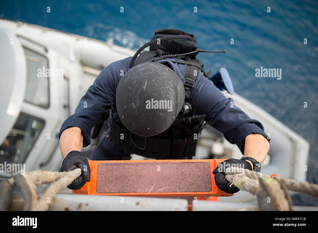 170503-N-LC424-0368 PACIFIC OCEAN (May 3, 2017) Electronics Technician ...