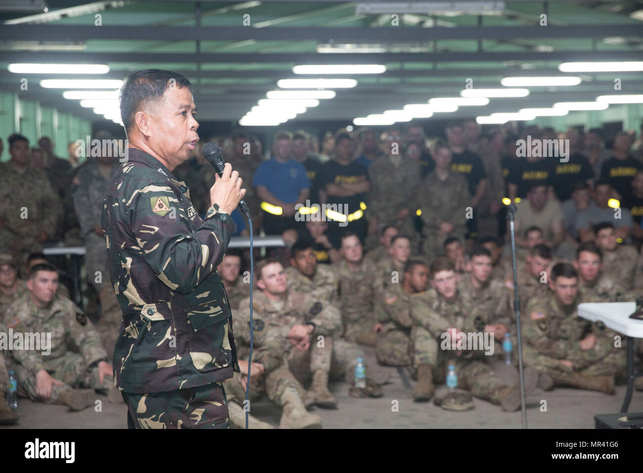 Philippine Army Col. Tony Florendo speaks to U.S. Soldiers about ...