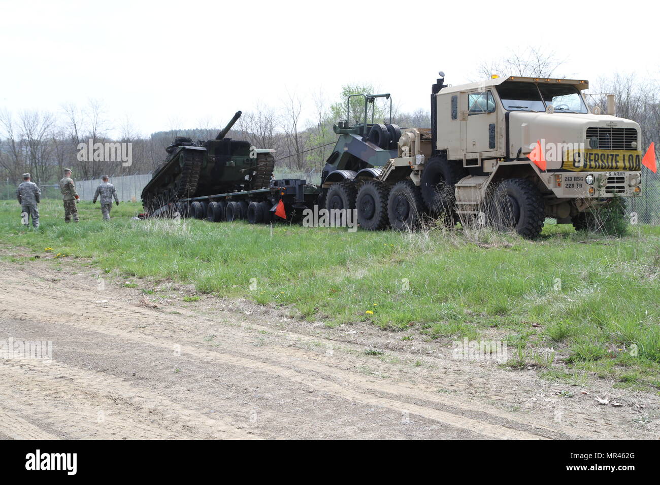 Soldiers with the 721st Transportation Company (HET), 228th ...
