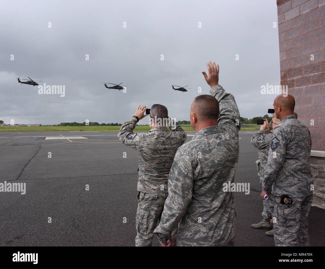 ARMY AVIATION SUPPORT FACILITY, Del. - Members of 166th Security Forces ...