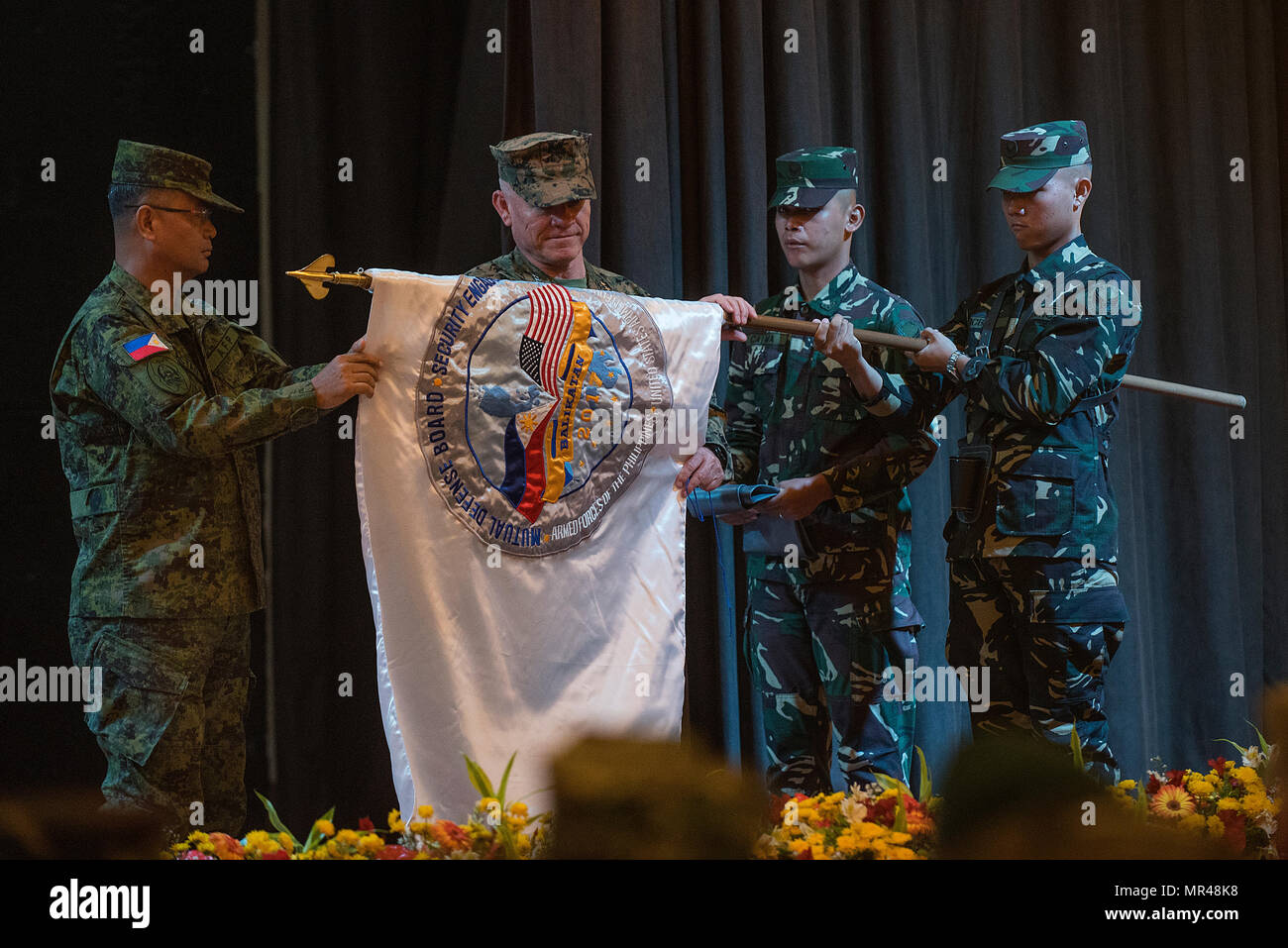 Quezon city quezon flag hi-res stock photography and images - Alamy