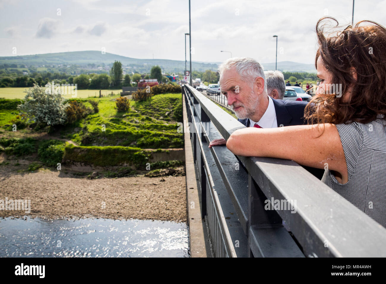 Labour leader Jeremy Corbyn looks over Lifford Bridge on the Irish ...