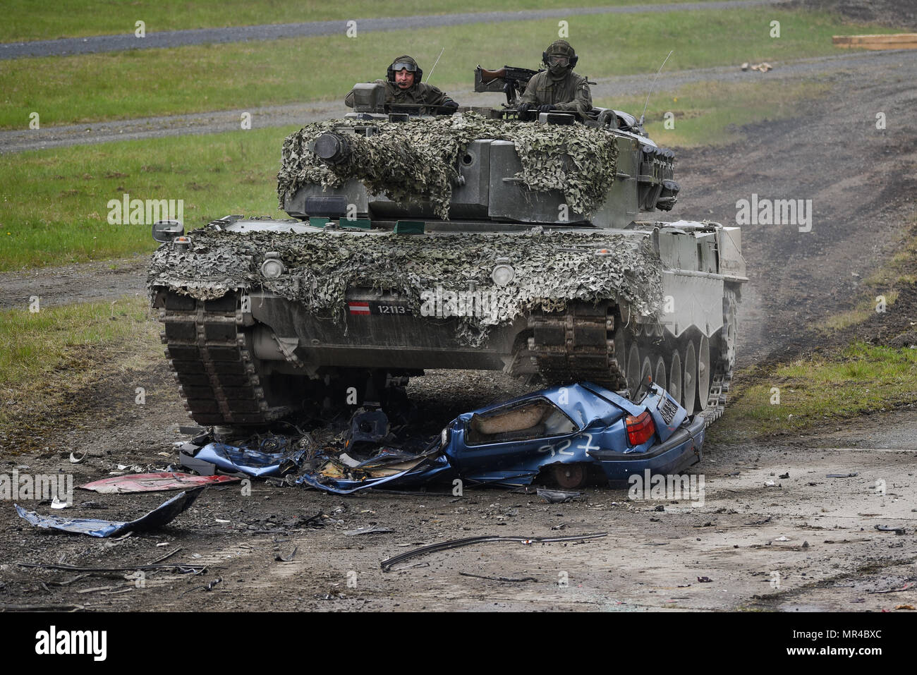An Austrian Leopard 2A4 tank, belonging to the Bundesheer platoon ...