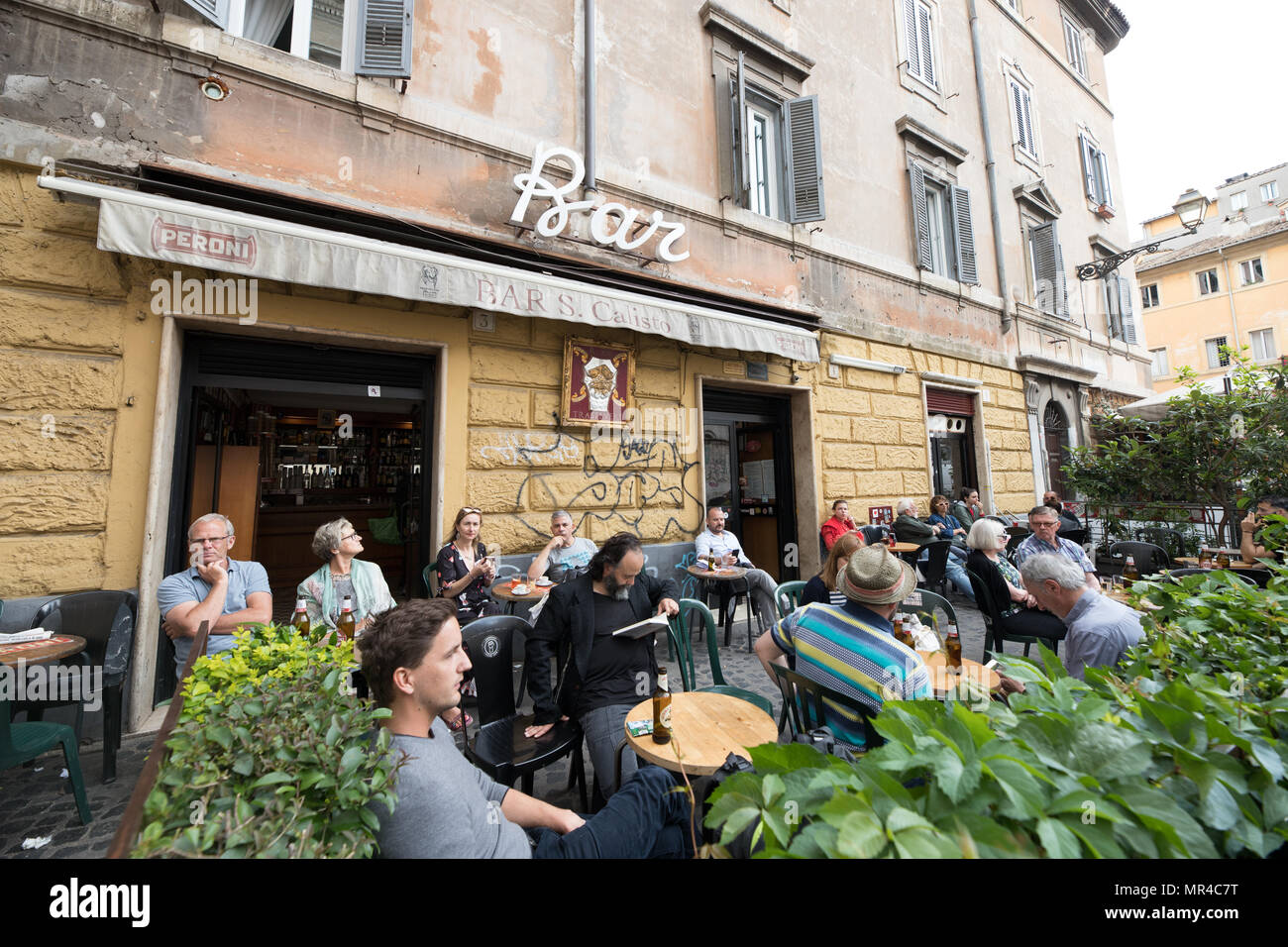 Rome Bar San Callisto in Trastevere, tourists sitting in terrace on the ...