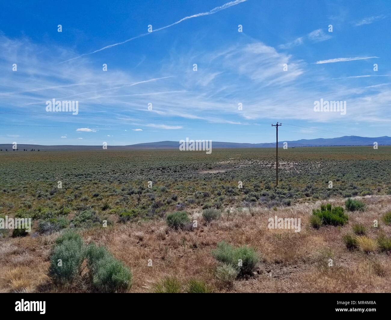 High desert plains from the Central Oregon Highway, USA Stock Photo - Alamy