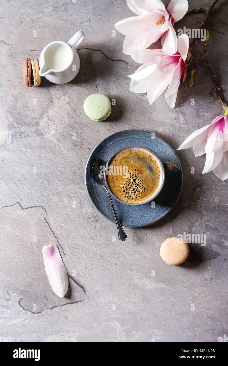 Coffee with spring flowers Stock Photo - Alamy