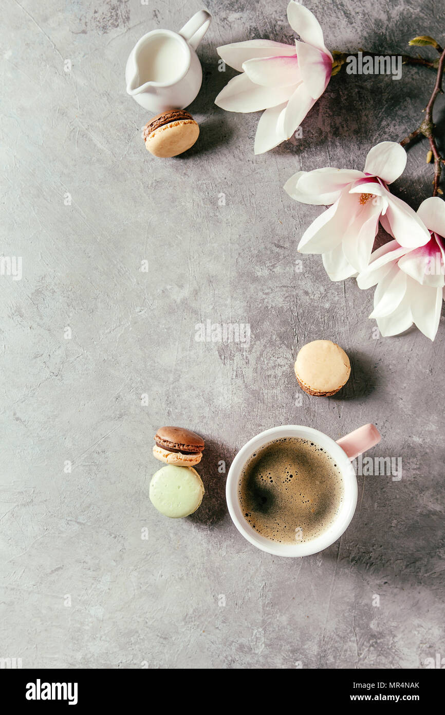 Coffee with spring flowers Stock Photo - Alamy