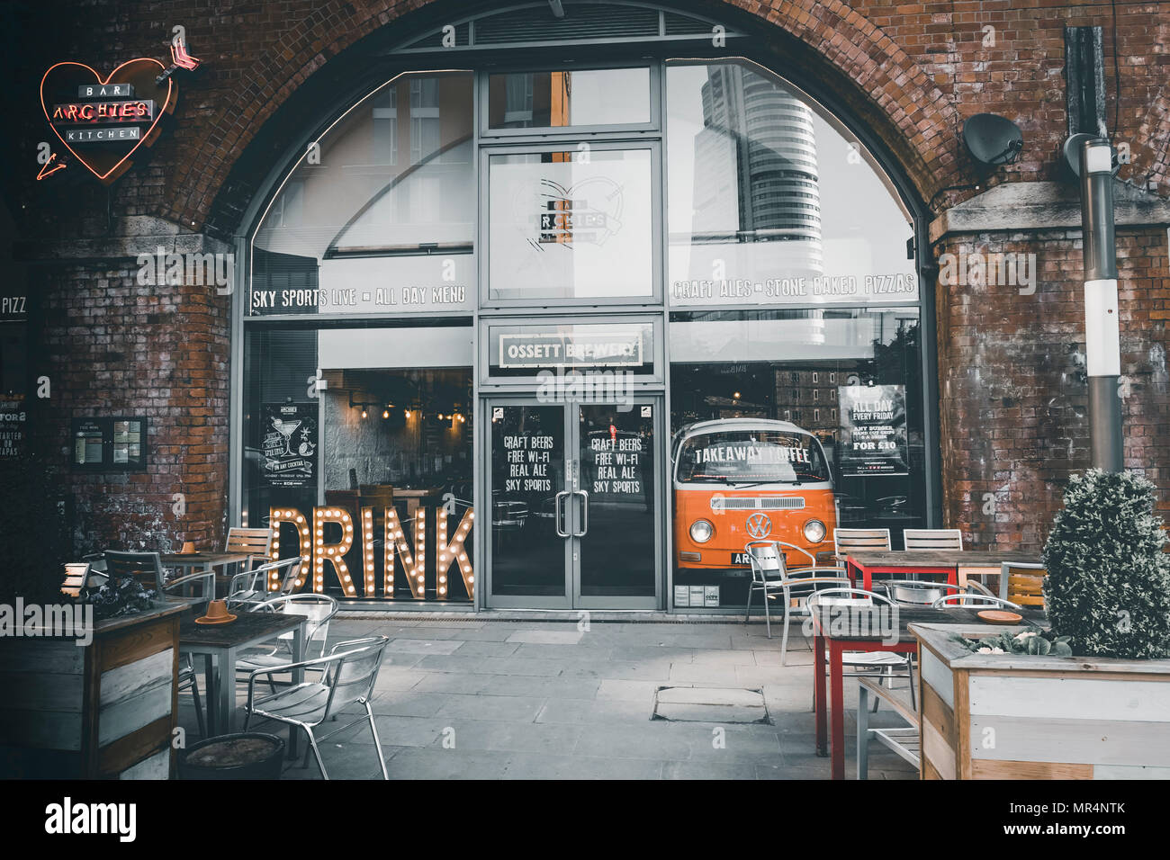 Archies bar hi-res stock photography and images - Alamy