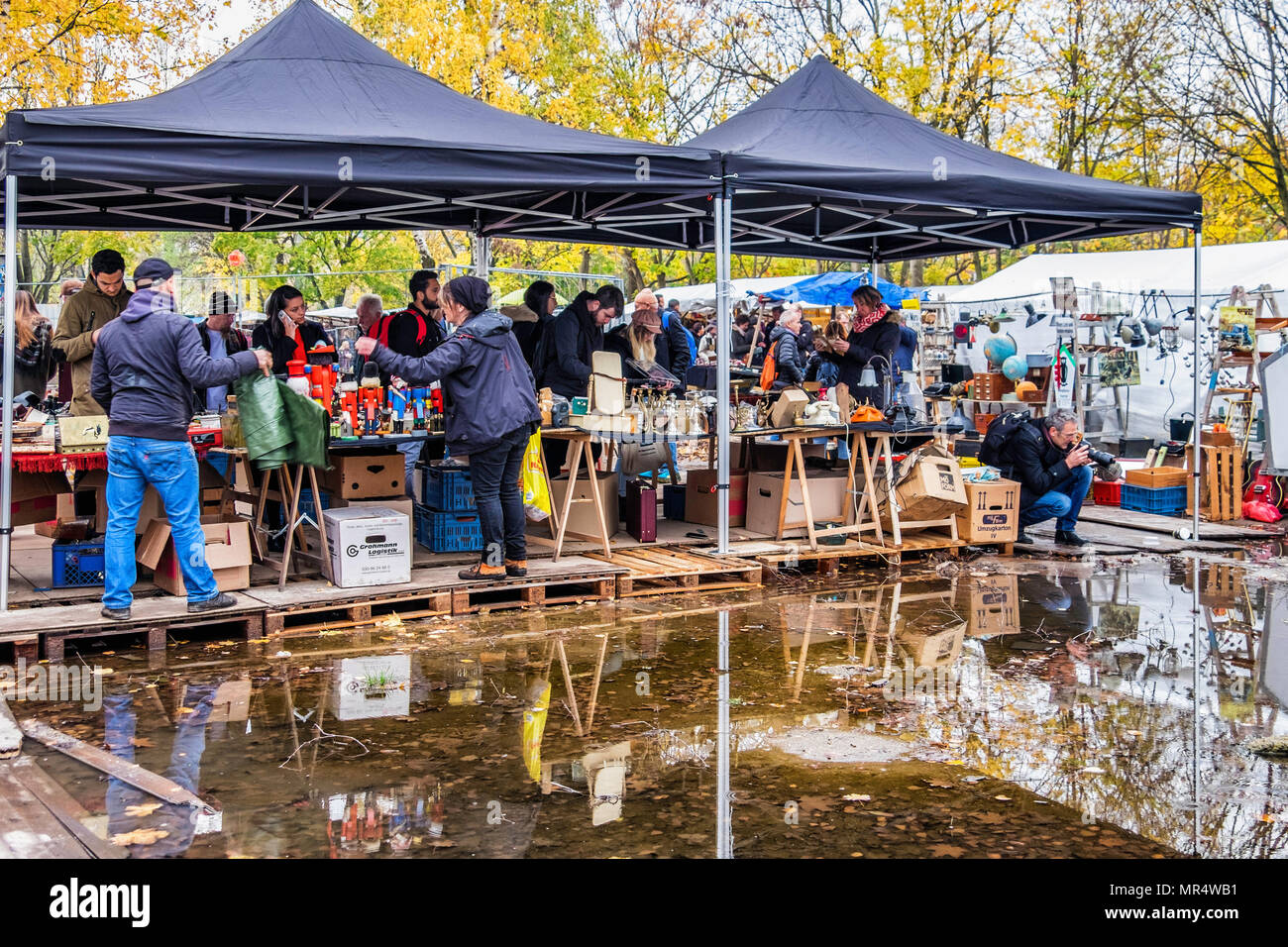 Berlin Prenzlauer Berg. Mauerpark Fleamarket. Rains & poor drainage of ...