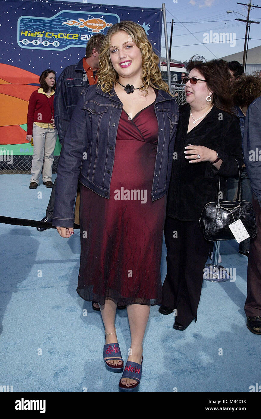Leslie Carter arriving at The 14th Annual Kids Choice Awards from ...