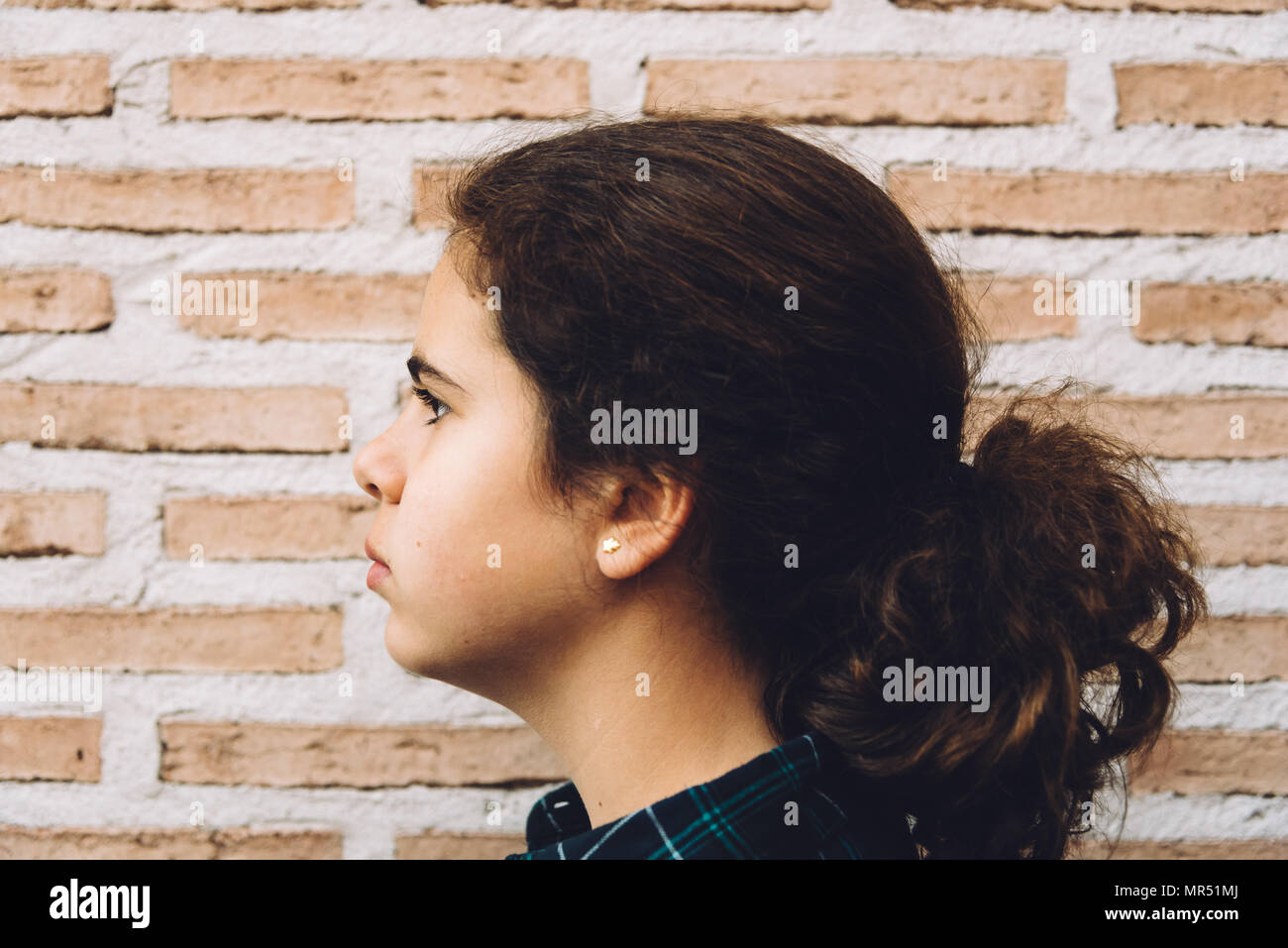 Defiant woman hi-res stock photography and images - Alamy